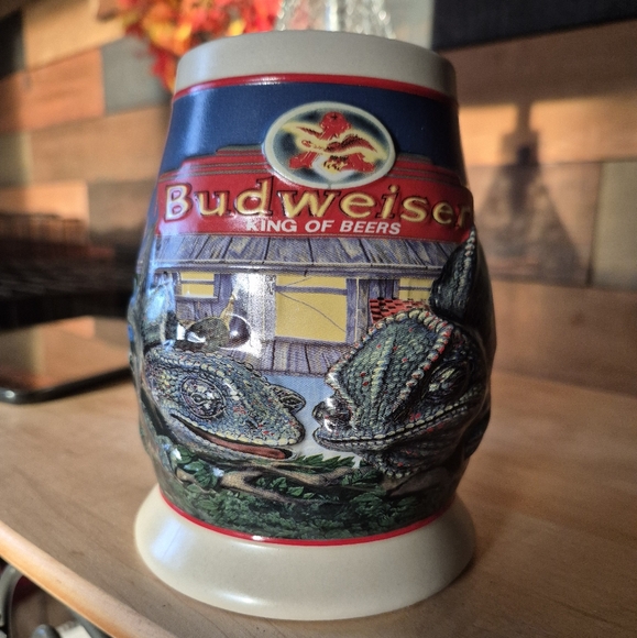 Budweiser | Other | Budweiser Chameleon Beer Stein With Red And Blue ...